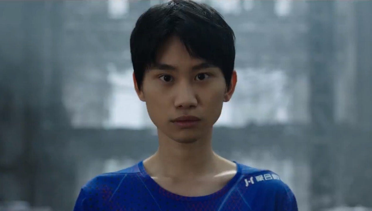 Uzi双杀LPL下路，全队开启四保一！首次撞车Doinb，最终遗憾告负