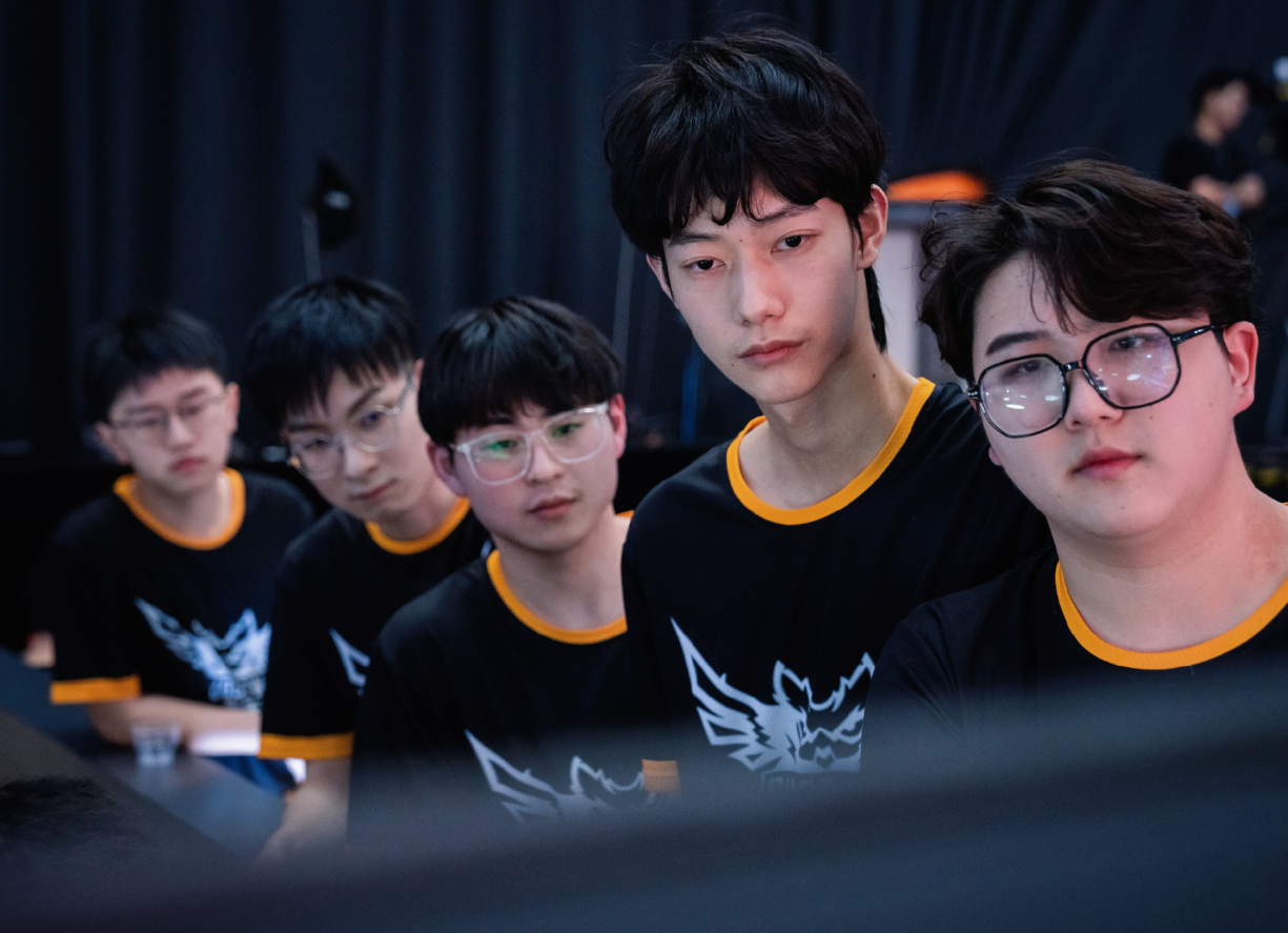 XYG的席位又稳了，GOG和EMC被取消资格，MTG有希望重回KPL