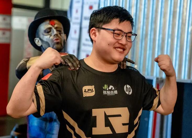 Bin将参加S12解说，直言不愿解说RNG比赛，不想重蹈覆辙