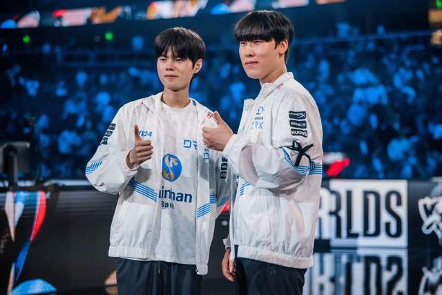 LPL梦回S5至暗时刻？S12总决赛LCK内战，Faker冲击四冠王！