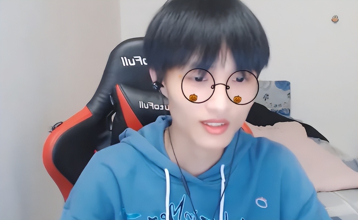 S12总决赛在即，Faker给自己加油：我会成为国内名人！北枫认可