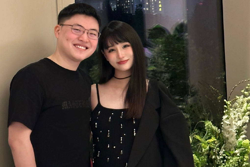 Deft获封冠军ADC，Uzi能否复出？妻子回应粉丝