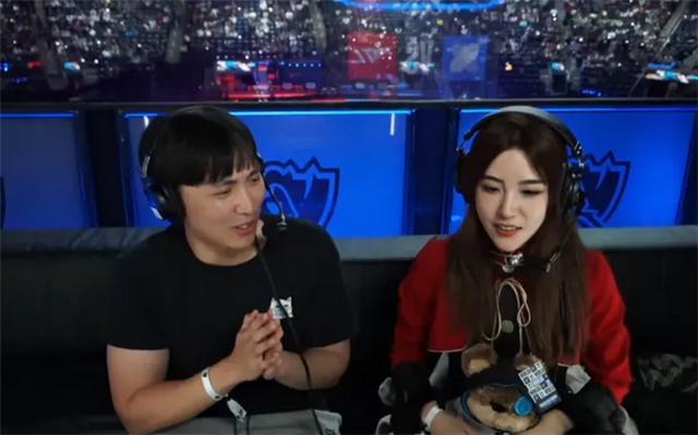 uzi“铁粉”变成jkl粉丝？doublelift自称被他采访触动