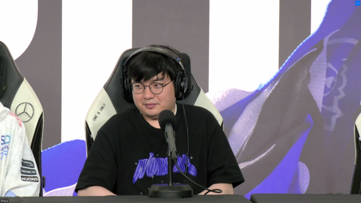 Deft：Clearlove也是一位渴望赢得世界冠军的人，退役了，很可惜