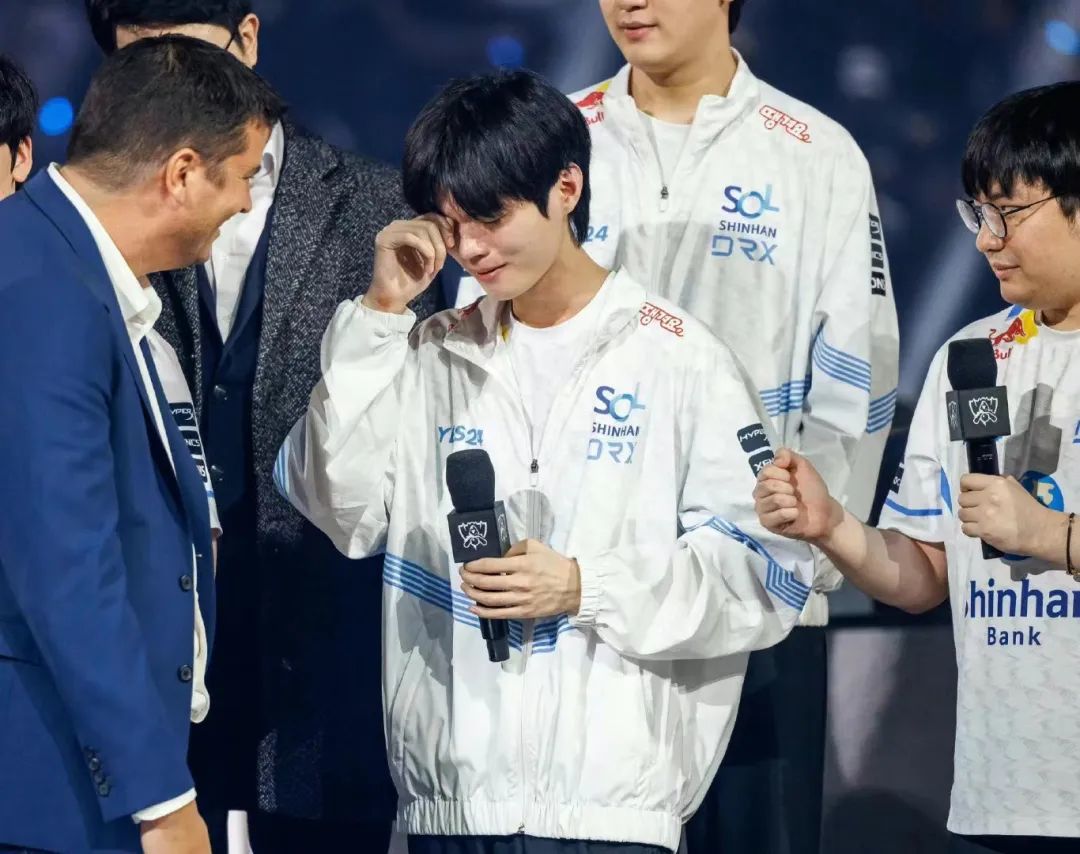 九年一冠，这不是Deft的最后一舞