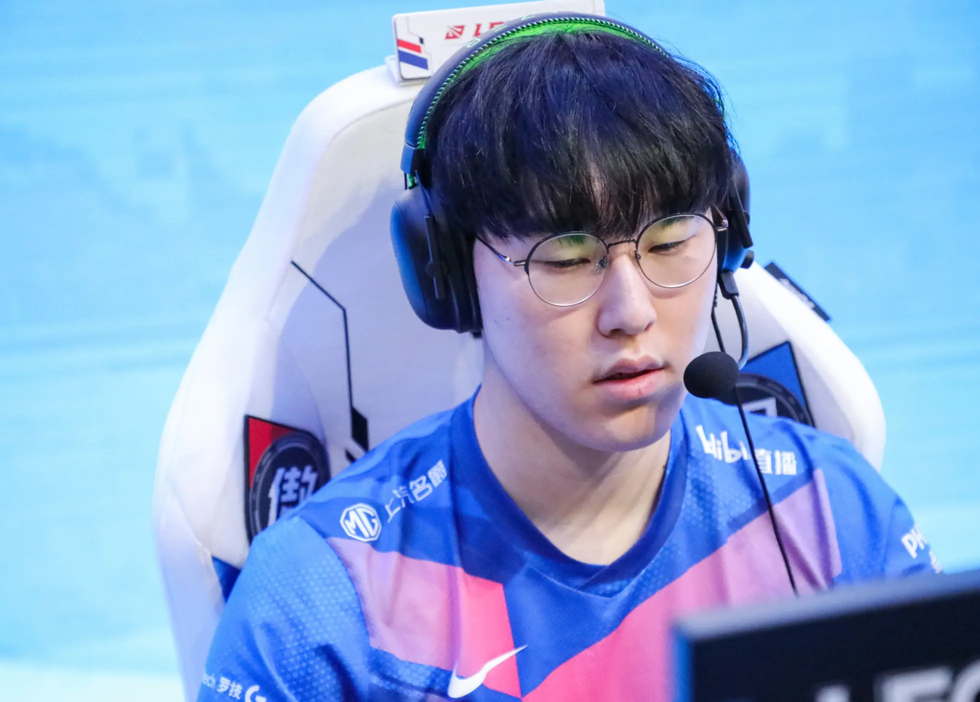 DRX夺冠BLG上热搜，放走zeka成冤大头？实则别人不适合LPL！