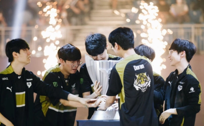 尺帝离开GEN，LPL要行动了，不差钱，K皇的4500万证明一切