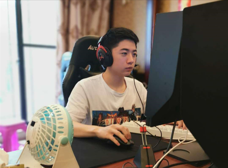 MSJOY挑逗17shou，王康说211坏话当场被抓，“老乡”坑了小北