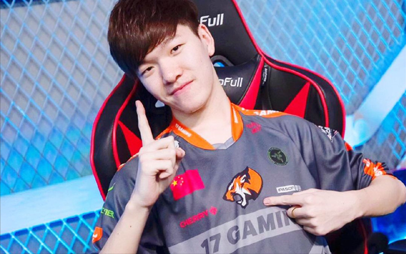 MSJOY挑逗17shou，王康说211坏话当场被抓，“老乡”坑了小北