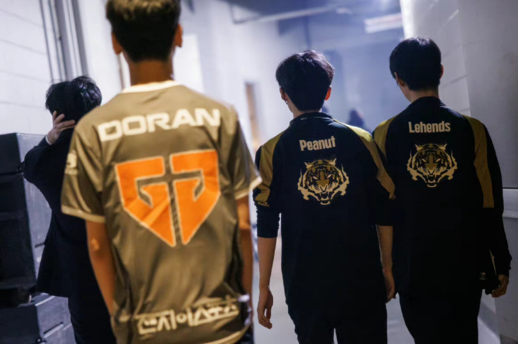 Ruler有望加盟LPL！Doinb直播爆料，GEN辅助或告别LCK