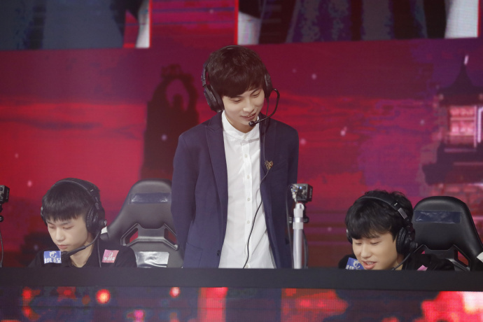 王者荣耀共创之夜：Gemini言语间暗示回归，或重回KPL执教！