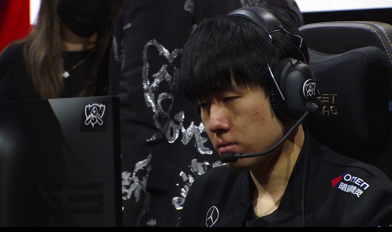 “RNG至少留一个，或者五个都走”，Breathe直播透露：全华班难了