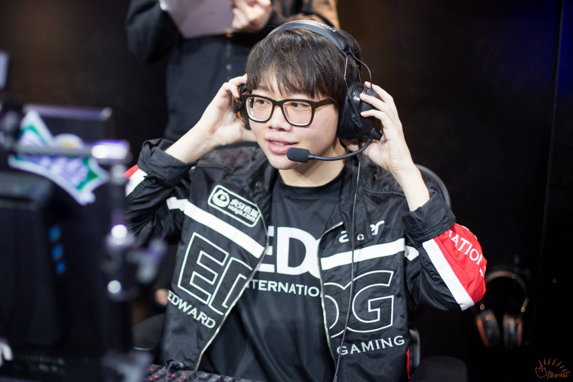 LOL：韩媒爆料DRX全员续约，冠军中单Pawn复出，Uzi参加全明星