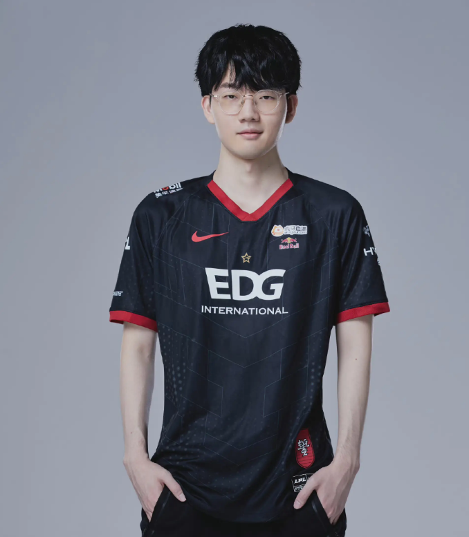 LPL选手身价盘点：Kanavi S＋顶级身价，Doinb，Rookie仅评B级