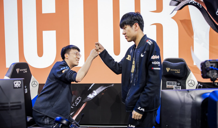 S12世界赛八强战抽签分组：RNG遇上T1，EDG对决DRX