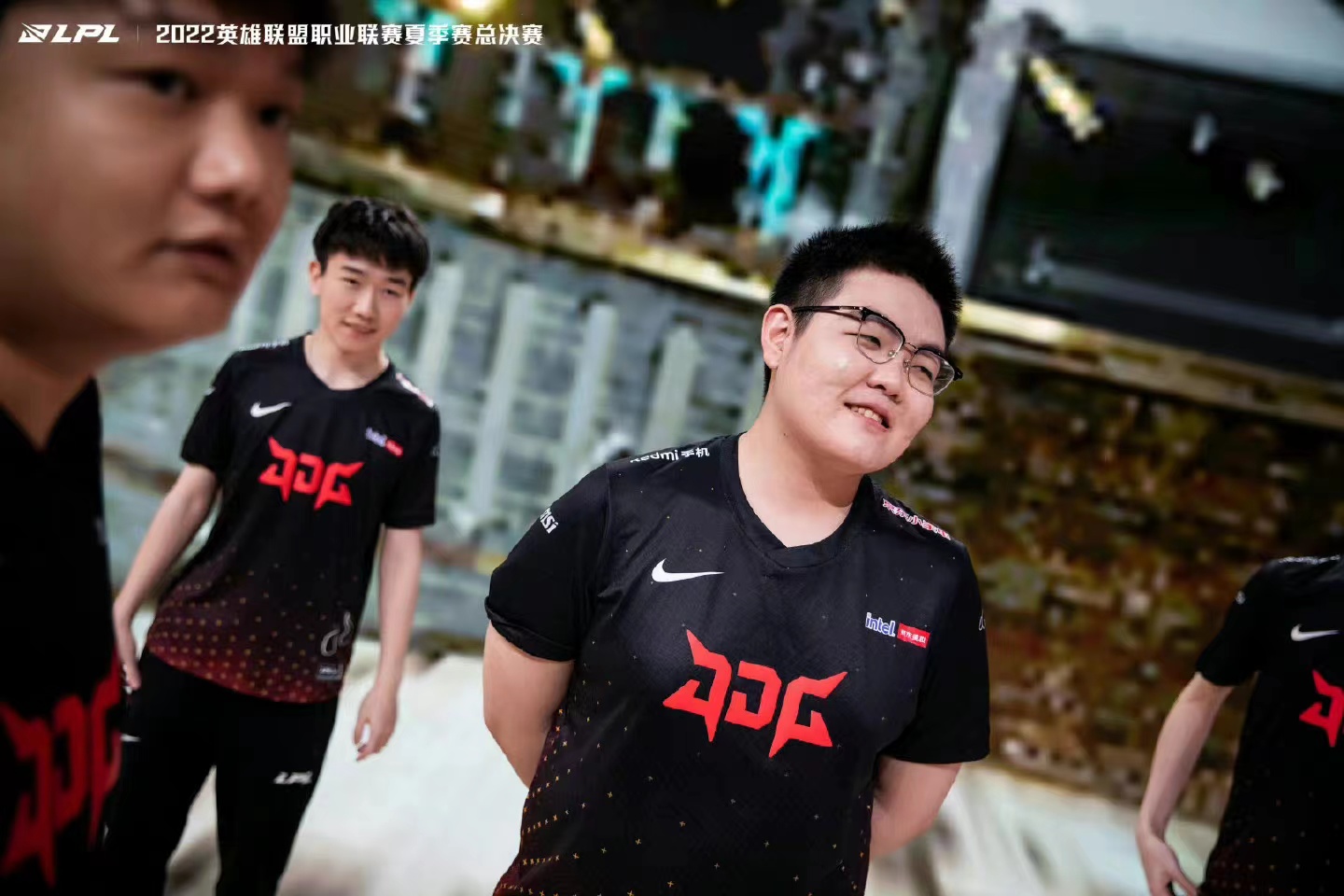 【LPL选手故事】JDG.369——英雄返场