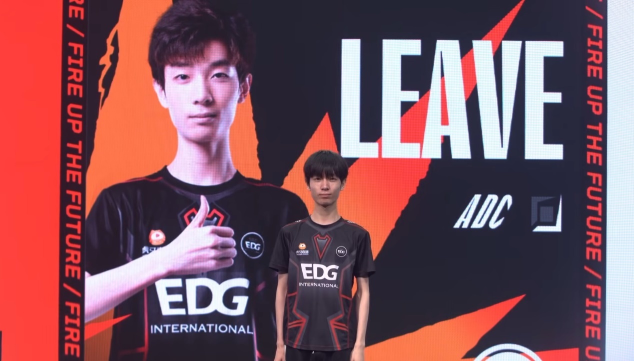 “LPL新人不行，是因为环境太差”，PDD直播透露：LDL现在工资很低