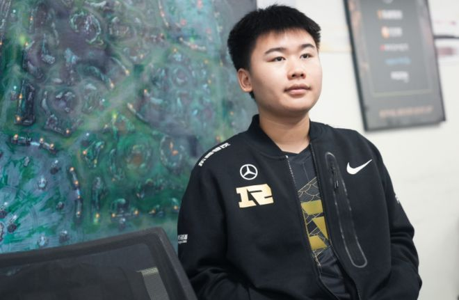 LOL：RNG中野续约，DRX三人反水，Shadow拿Viper抬价