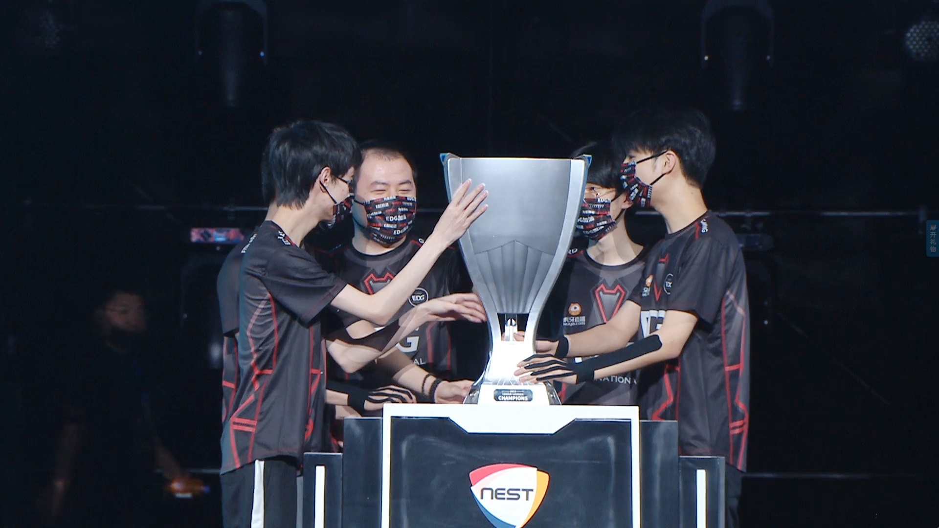 一队还不如二队！EDG横扫FPX，夺得NEST冠军，5名小将打出身价