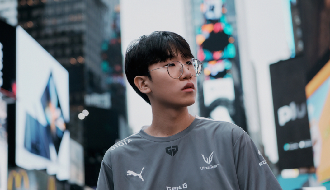 尺帝签约JDG！Doinb大爆猛料：如果是假的跪播一小时！