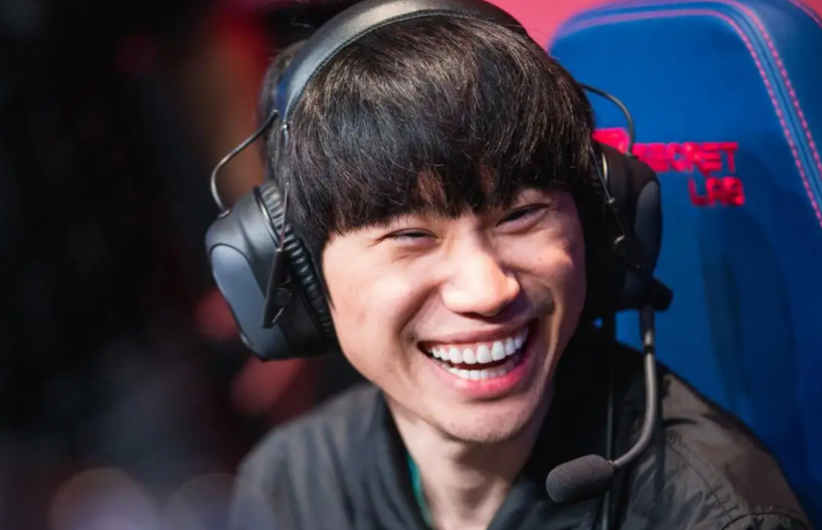 LBL约战JDG，Doinb排面拉满！ZIKA上路对话369，焕峰登场