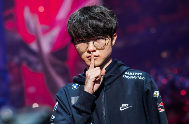 【锅锅日报130】设计师太坑被禁赛，Faker探索其他赛区