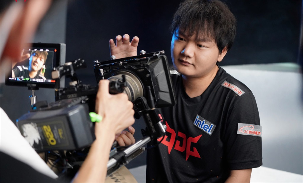 新赛季JDG要起飞？网友爆料Ruler疑似加盟，Hope被彻底抛弃了？