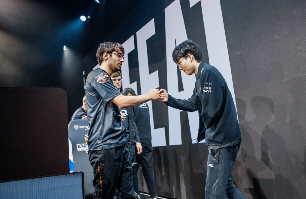 小学弟Viper或离开EDG，Doinb放出消息，DK全力抢人