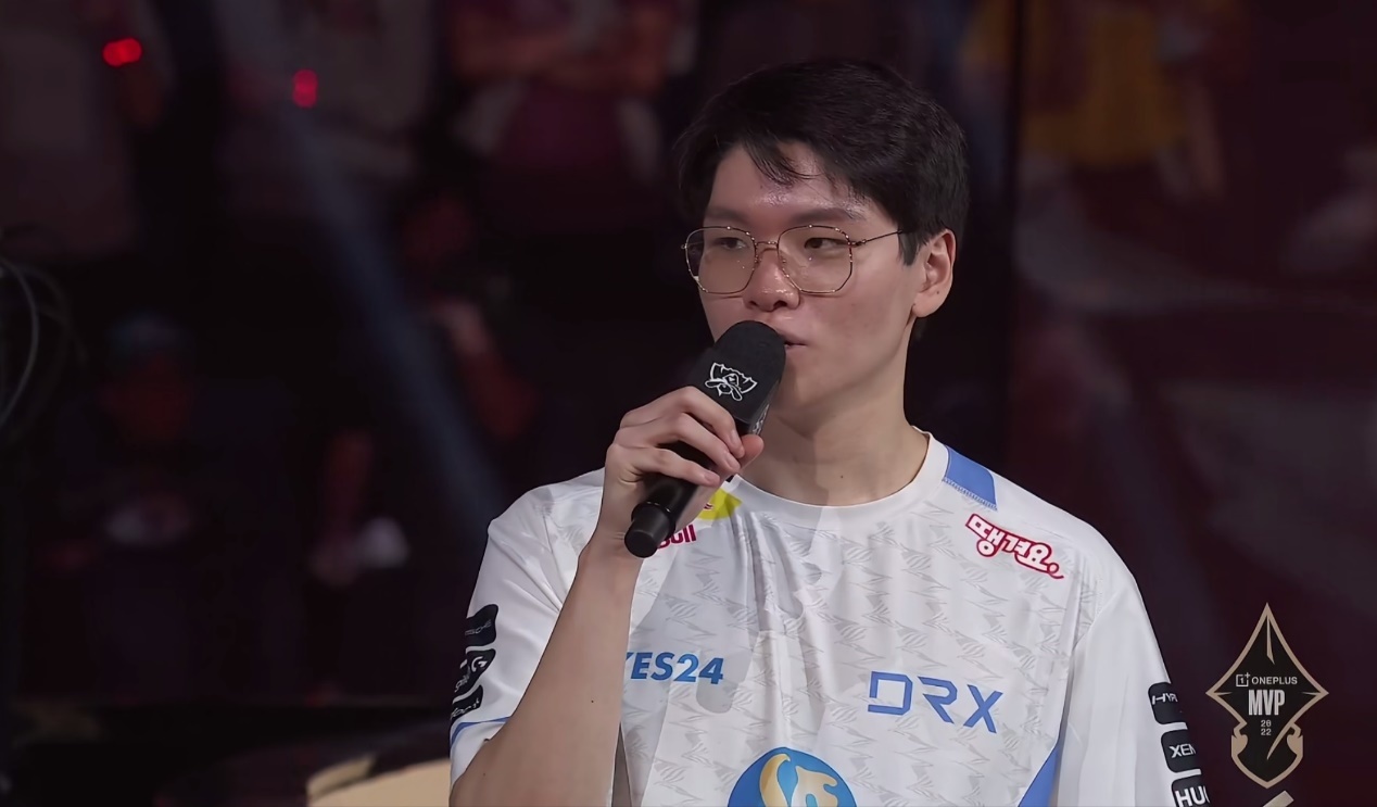 “S＋级别选手，可能会来中国”，Doinb新一轮爆料：LPL还在拉扯