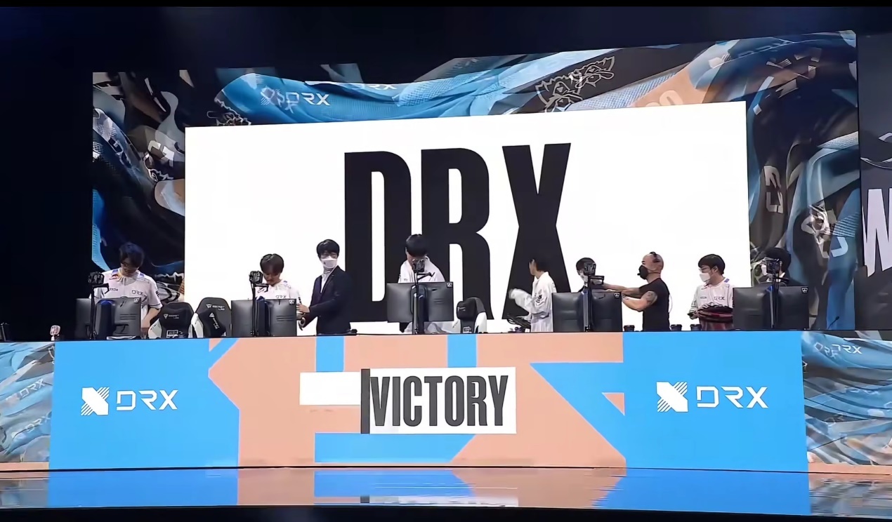 DRX背刺事件后，Pyosik可能来中国！拿下世界冠军，却没人在乎他