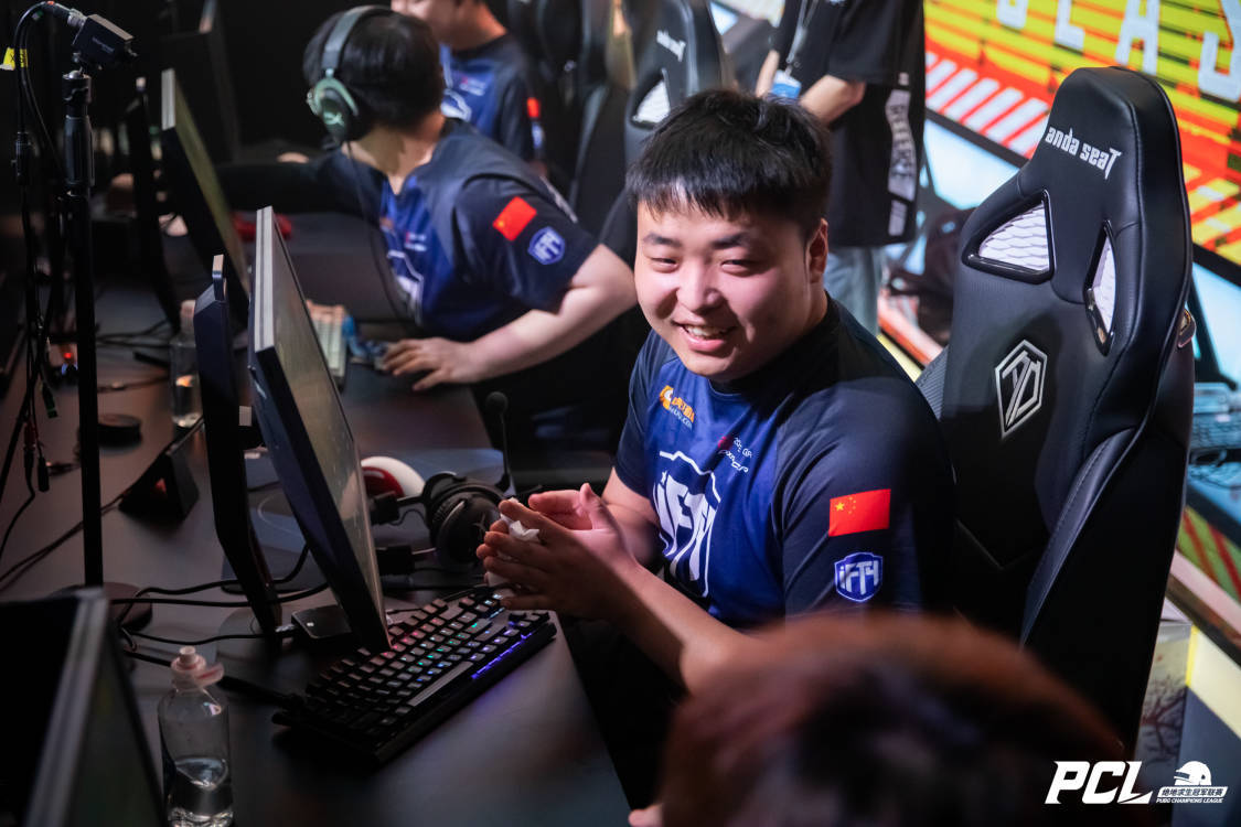 天命杯训练赛打响，天霸新阵容斩获单日第三，Longskr登上战神榜