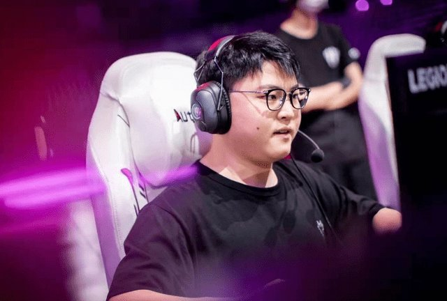 LOL：LNG-Uzi被否决，TS确定续约WBG战队，嘎啦不去EDG