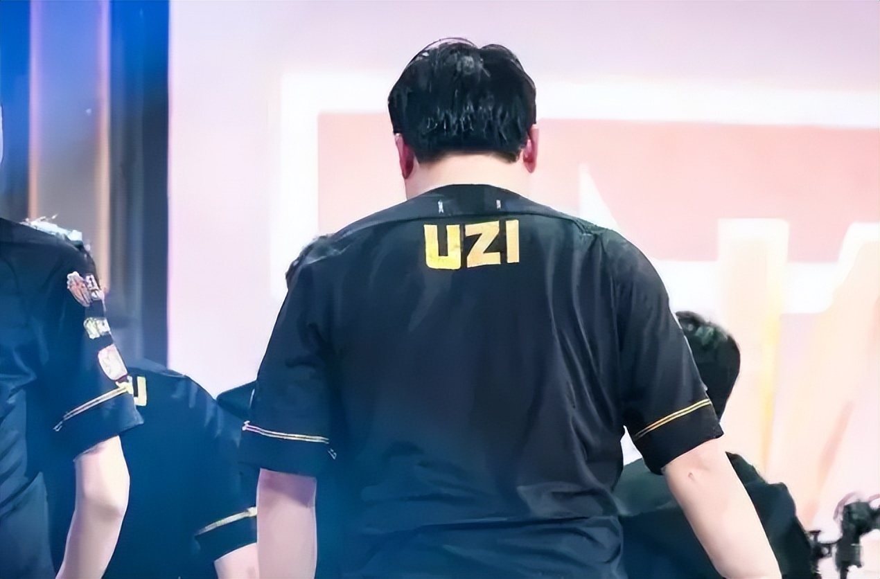 风哥直言S7小狗会玩霞，遭网友质疑？网友吐槽：现在尬洗没意思！