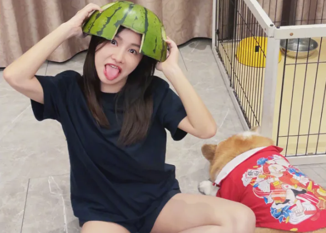 魔兽选手fly：miss是魔兽女选手天花板，她比巅峰时期小苍还厉害