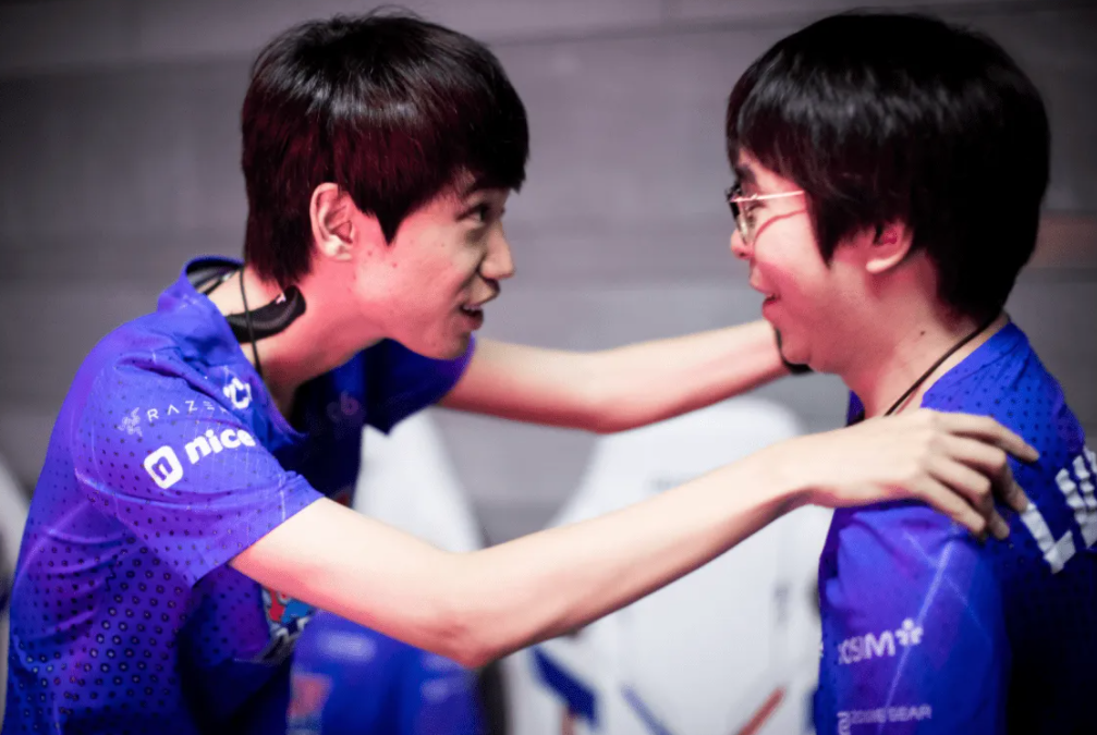 Doinb续约，ANGEL破防！LPL转会迎来大结局，EDG中单2选1