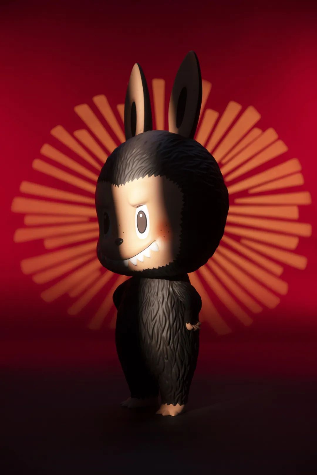 先到先得！泡泡玛特“LABUBU”1000％初代曝光发售，预约通道开启！