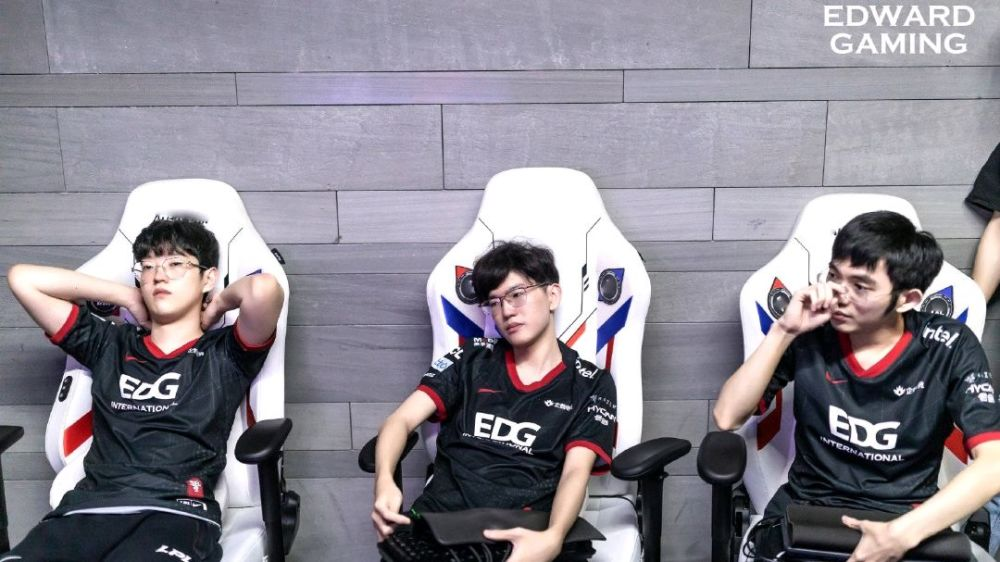 LOL：涵艺爆料LPL大瓜，小学弟和EDG申诉内幕公开，RNG有情有义