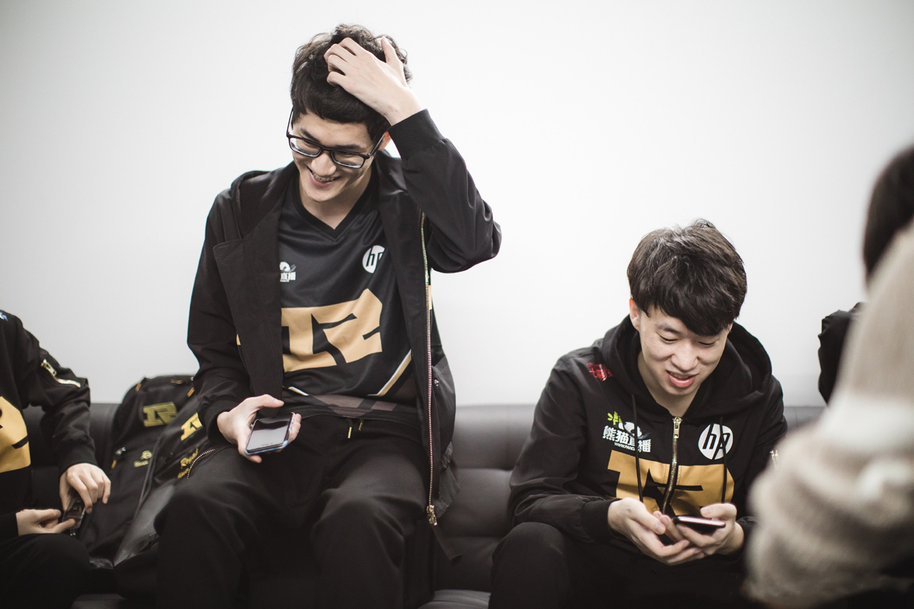 小虎和卡萨再次同队！WBG官宣Karsa加入，新赛季阵容成型