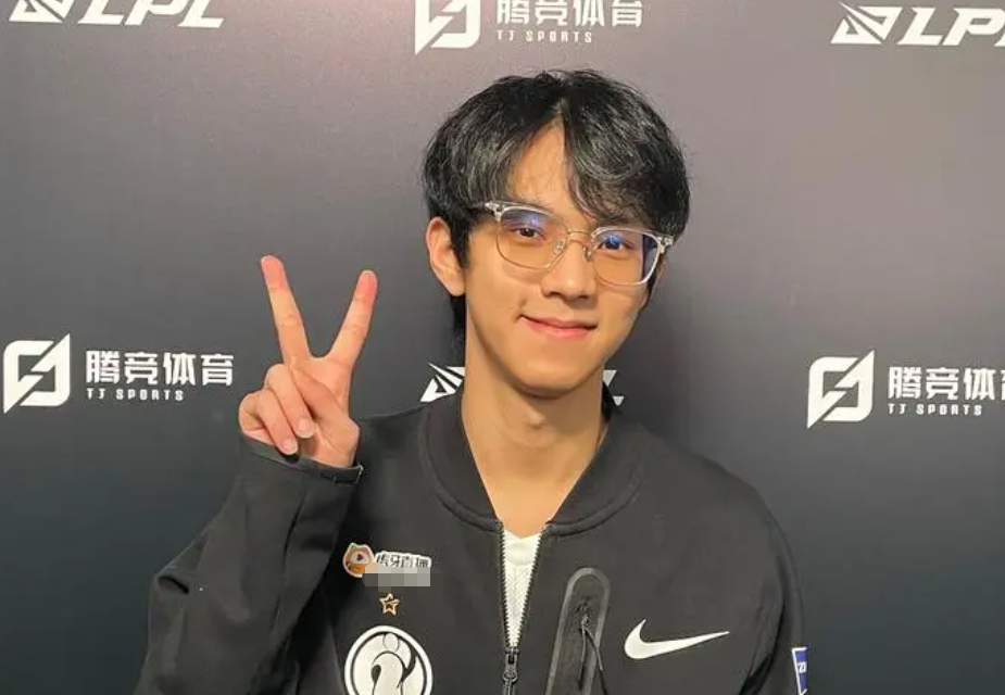 最懂AD的就是辅助？IG官宣wink离队后又“反悔”，这次他赚大了！