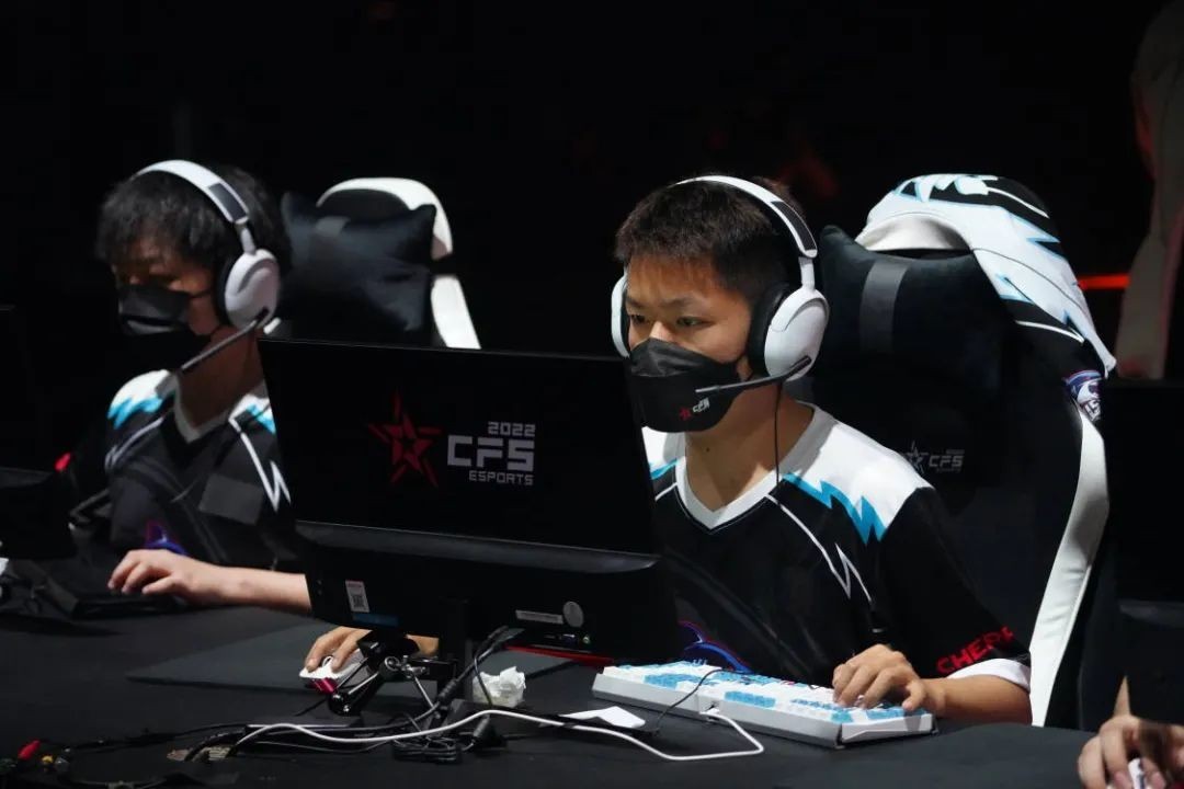 记白鲨CFS夺冠后｜王炸念旧，英雄回归