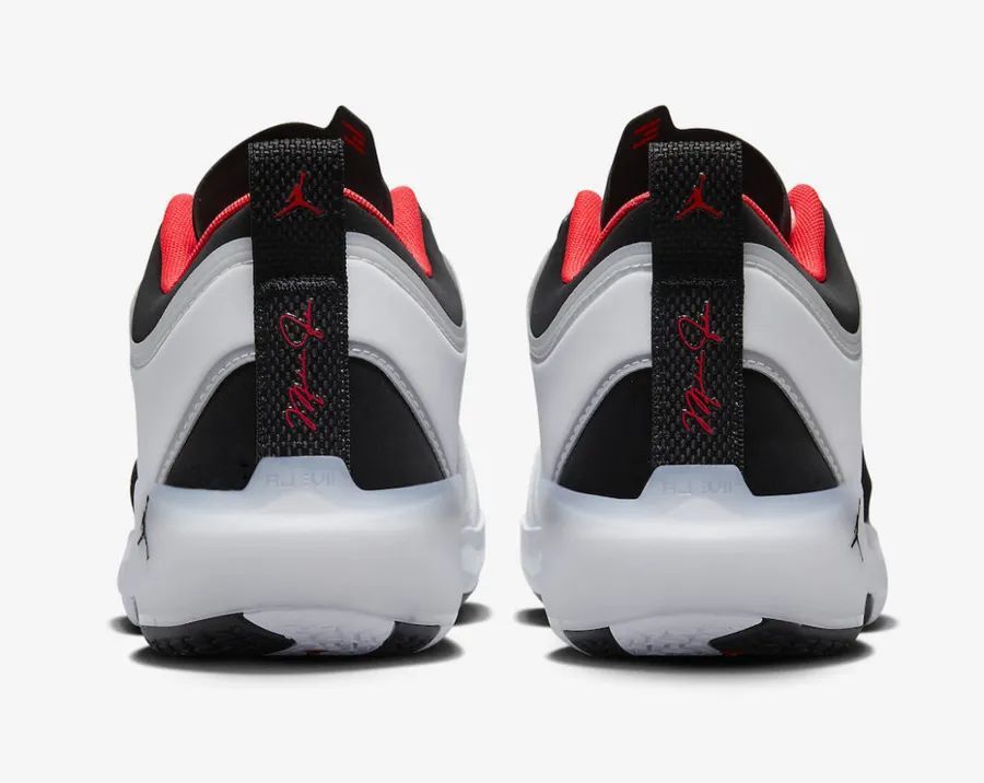 都在等的 AJ37 Low 官图曝光！两处改良，太香了！