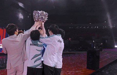 S赛DWG最强、IG第二！Perkz追忆过去：跟FPX再打我们能赢