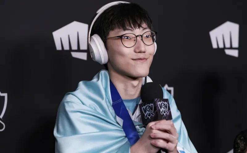 “S赛历届最失望选手图”火了，JKL三次上榜，S8的Uzi还是太遗憾