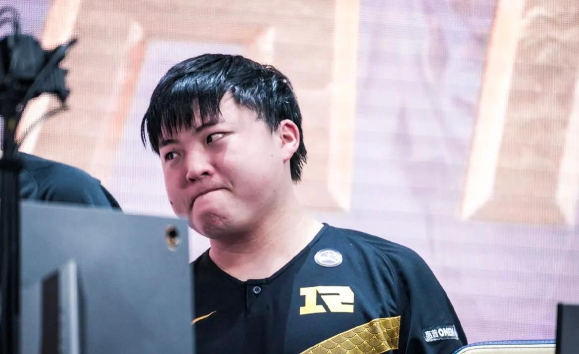 “S赛历届最失望选手图”火了，JKL三次上榜，S8的Uzi还是太遗憾