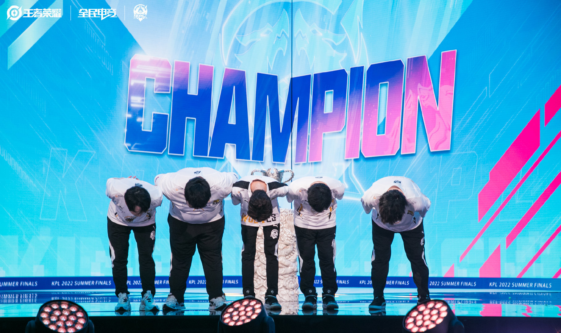 狼队与XYG大PK，TTG与EDGM死磕，estar打WB巅峰对决！