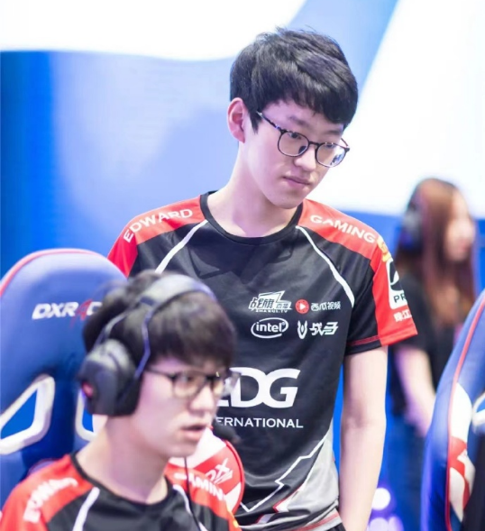 LNG官宣Scout，将在微博杯首秀，LCK女选手曾被RNG星探接触