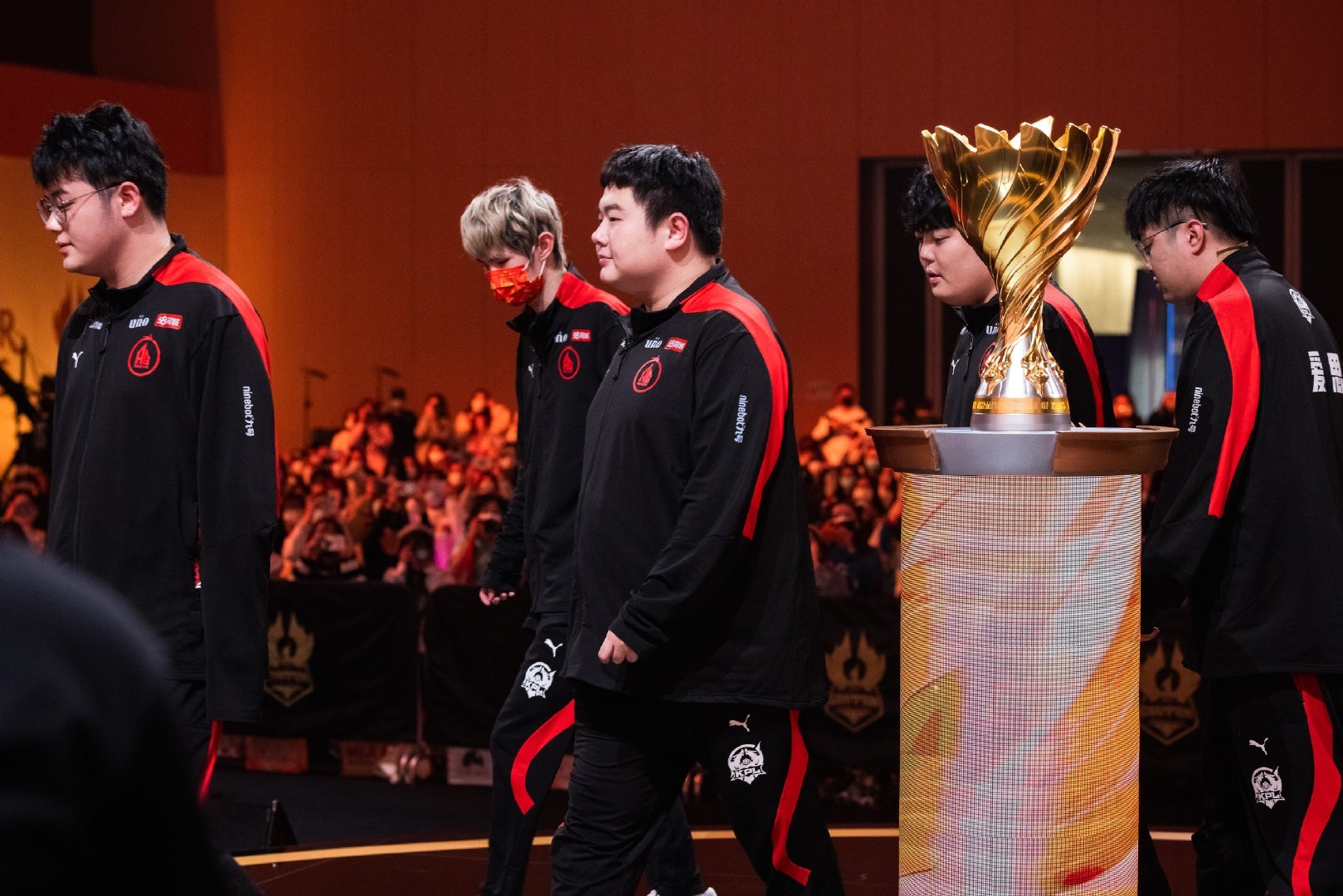 KPL转会期三大悬念：AG新教练？TTG要解体？Hero画师到底去哪