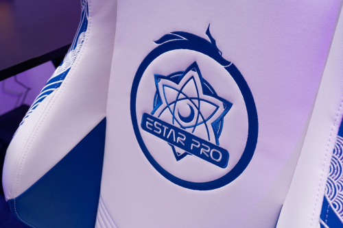 凯诺克斯宠粉福利来啦！恭喜武汉eStarPro斩获2022王者荣耀世界冠军杯（KIC）总冠军