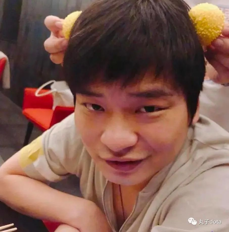 谁是靠DOTA2直播赚钱最多的人？身价千万的zhou和longdd也不及yyf