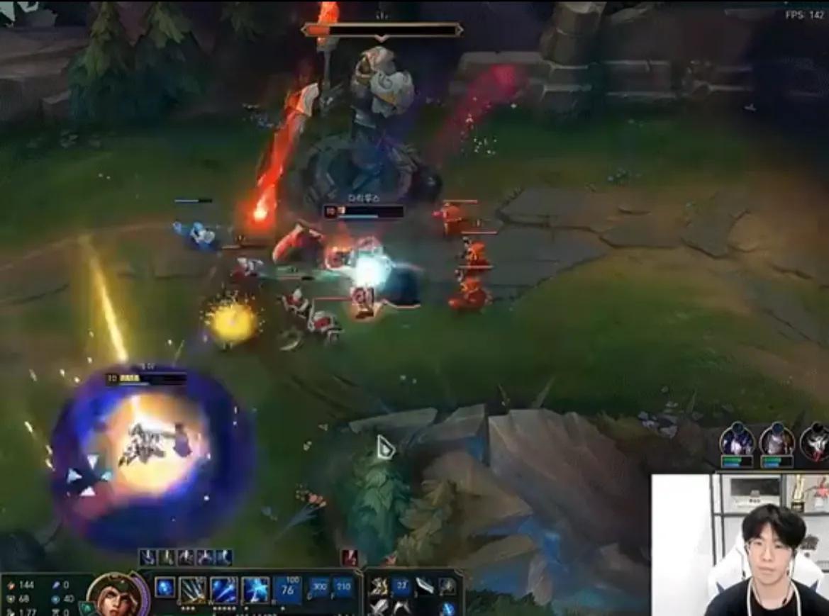 “Theshy客观评价国服训练图”火了，Rank没意义，和韩服差距太大